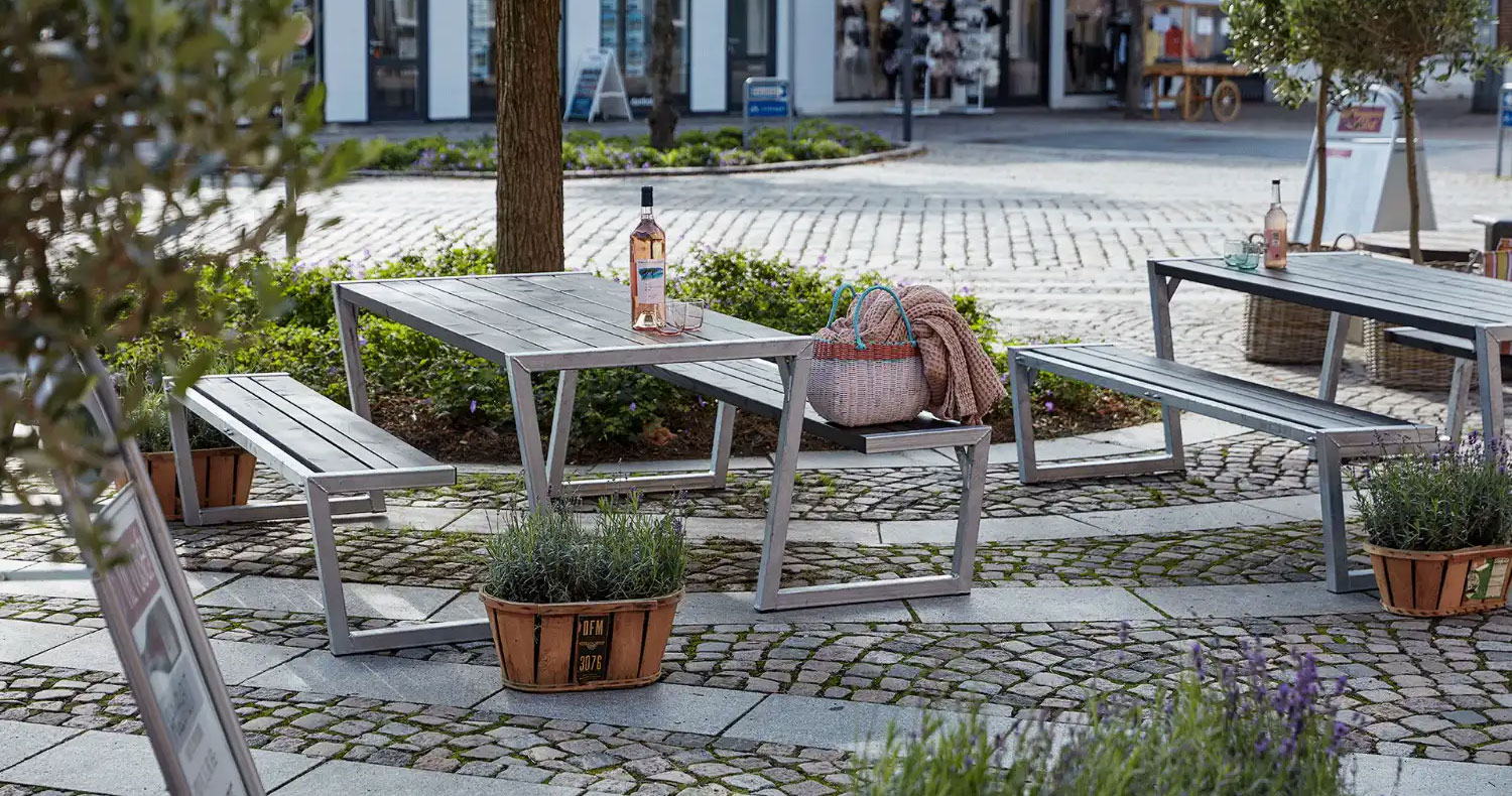 Plus Zigma Kombimöbel Picknicktisch mit Verbindungsmodul Thermowood 392 cm naturfarben > Plus A ...